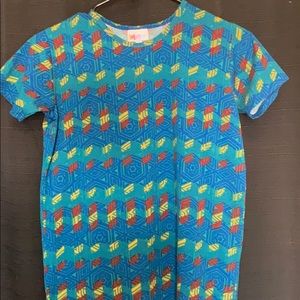 LuLaRoe | Shirts & Tops | Lularoe Tshirt | Poshmark
